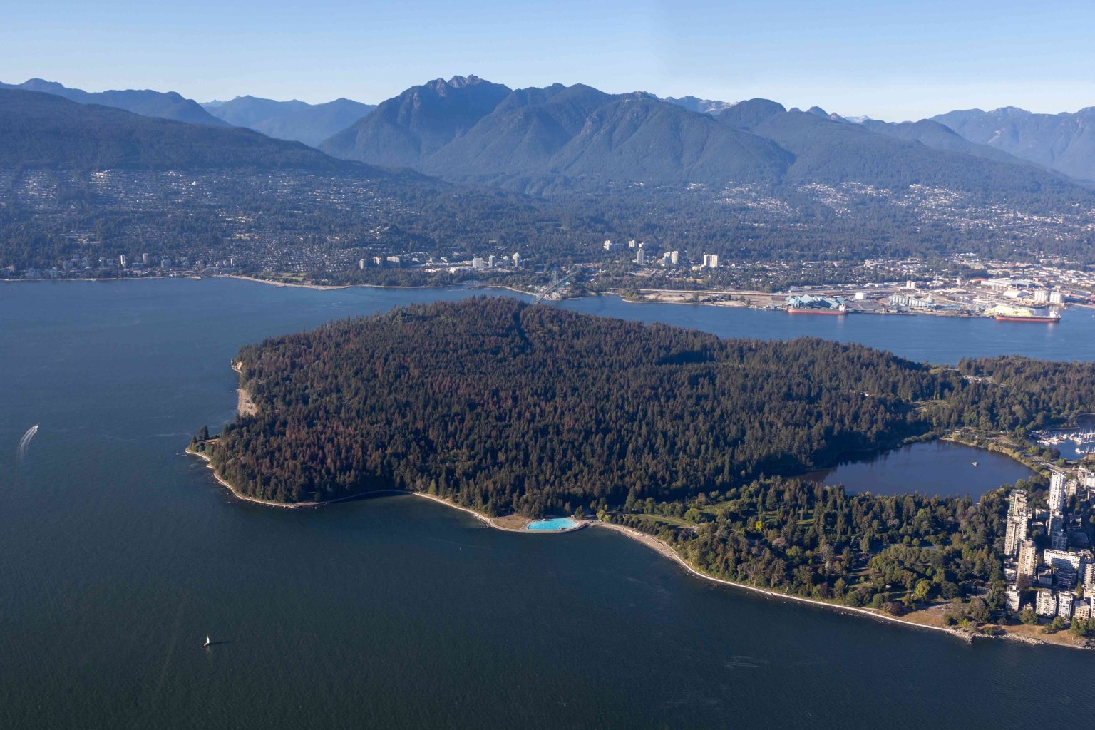 Vancouver Travel Guide: 7 Day Itinerary | Chrissy Preecy - Graphic Designer